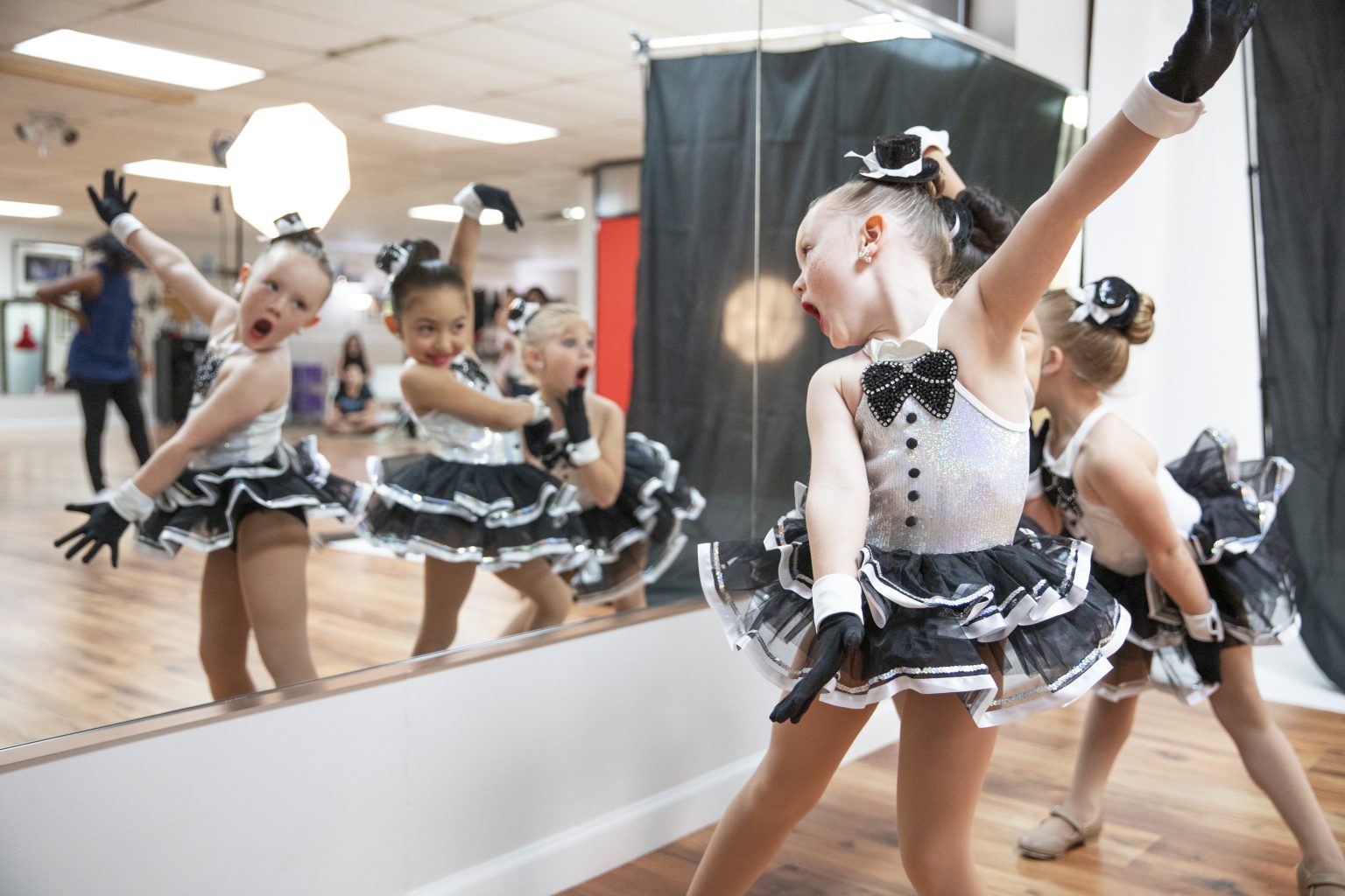 Photo Gallery - STUDIO 88